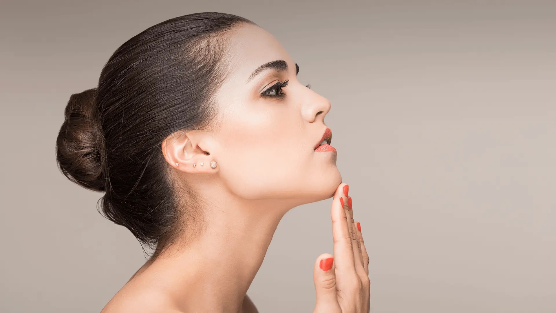 Finding The Perfect Place For Chin Augmentation | The Flux Magazine